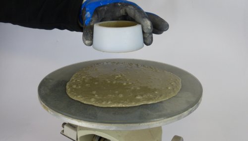 Comparison of two specifications for cementitious grouts - MC-Bauchemie